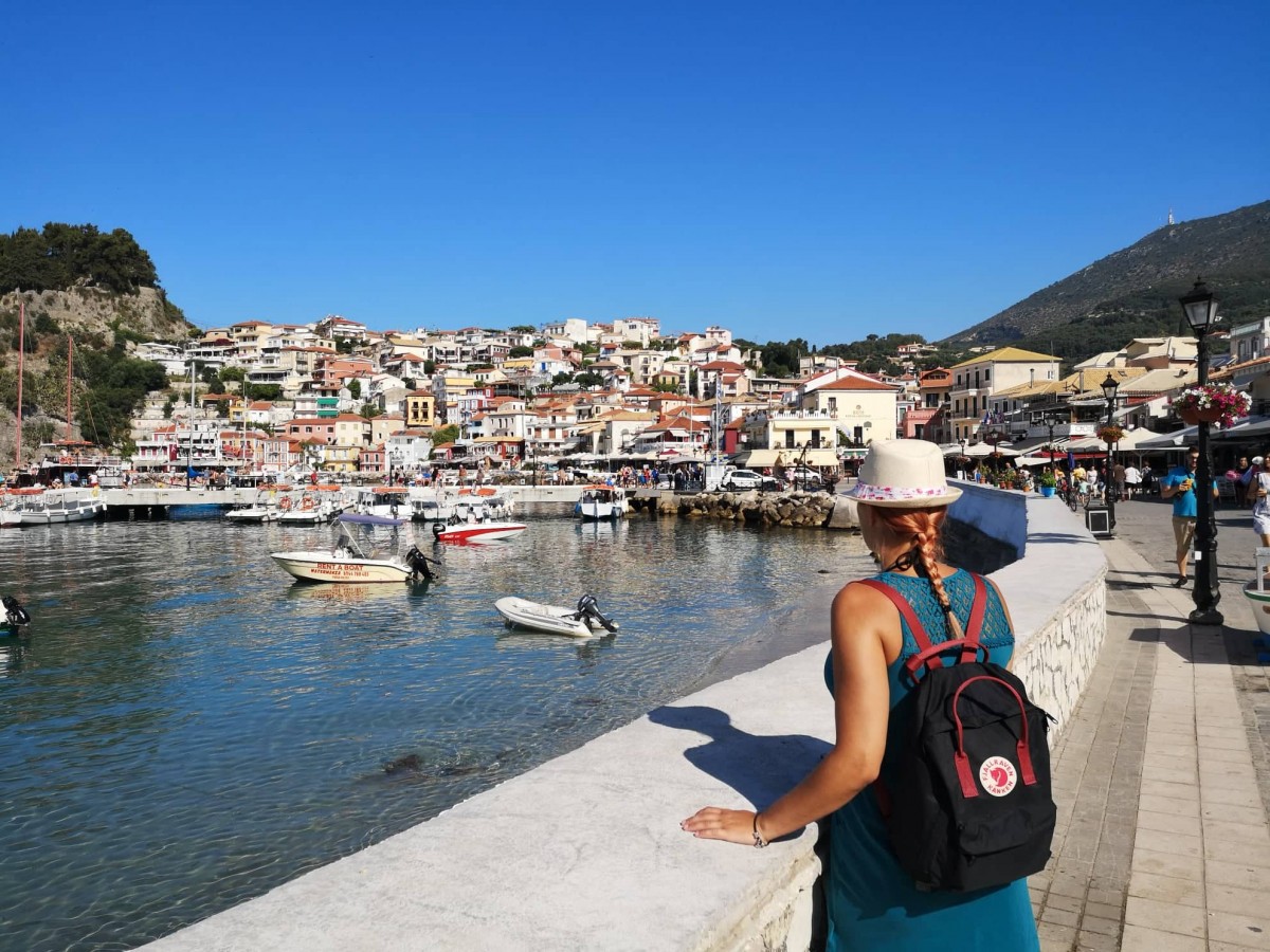 Parga - beautiful Greek seaside town - We wander the world
